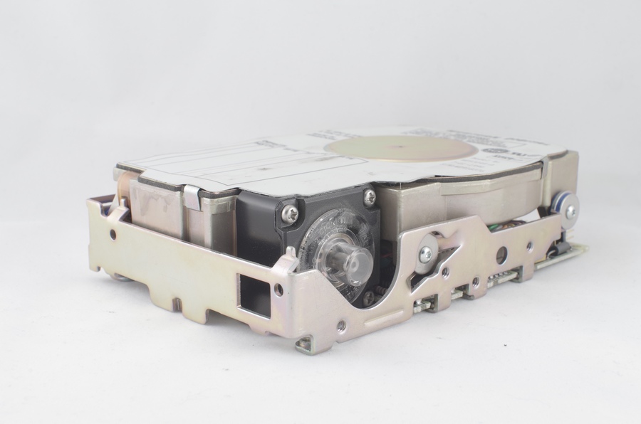 Arvutimuuseum - Eksponaadid - Komponendid